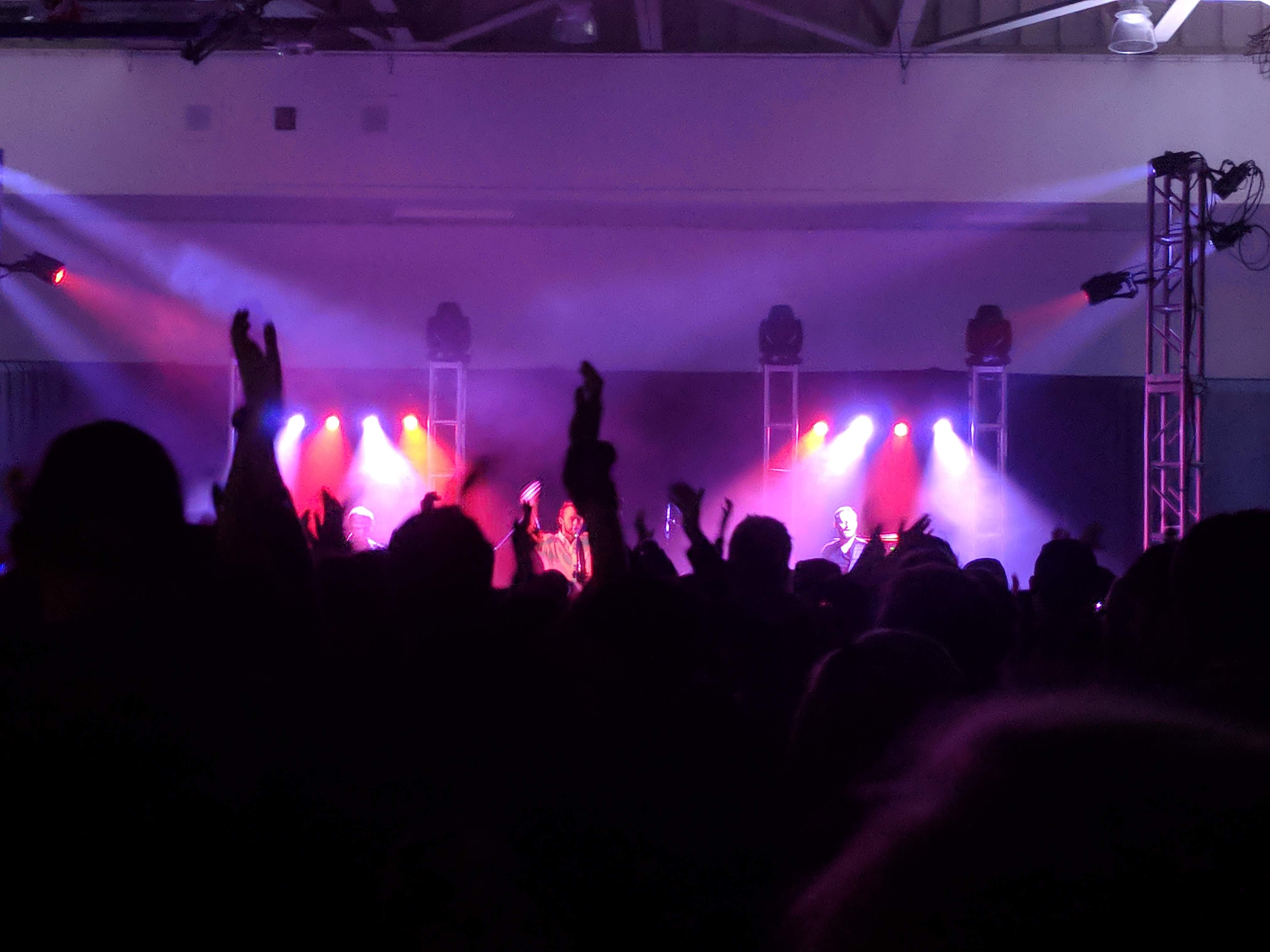YM | Phil Wickham Concert feat. Matt Maher and Leeland Mooring ...